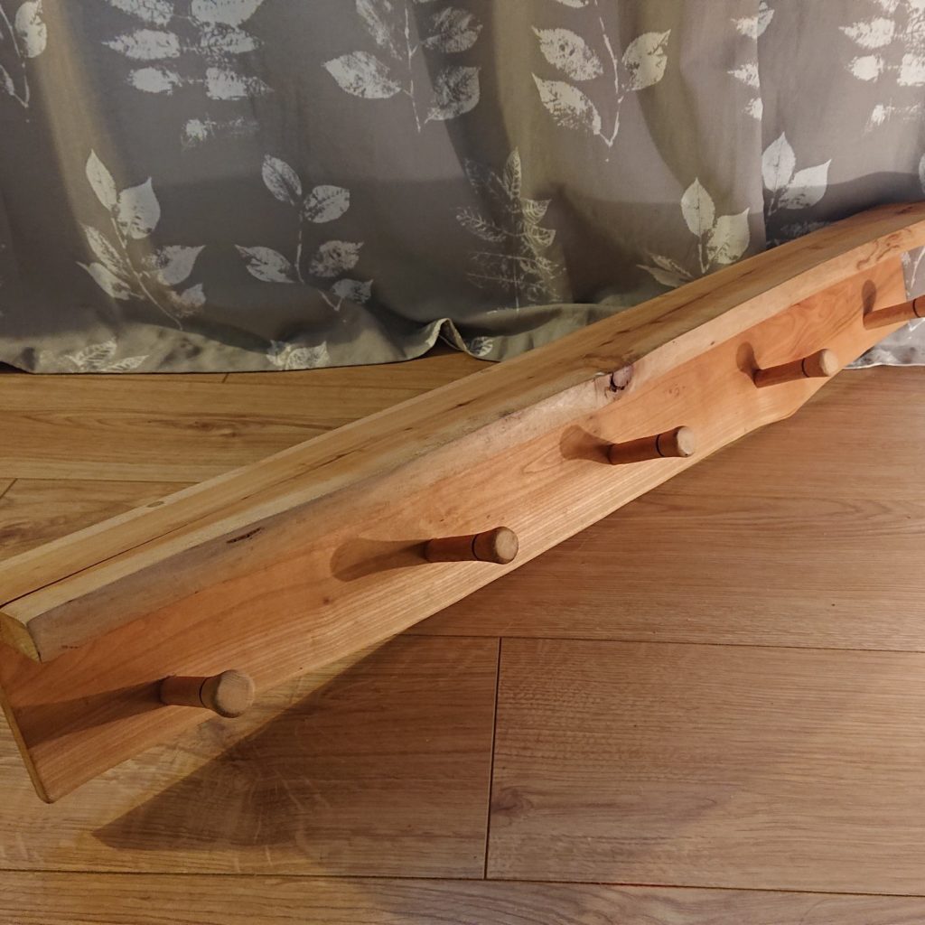 Coat rack and shelf - Little Acorn Furniture
