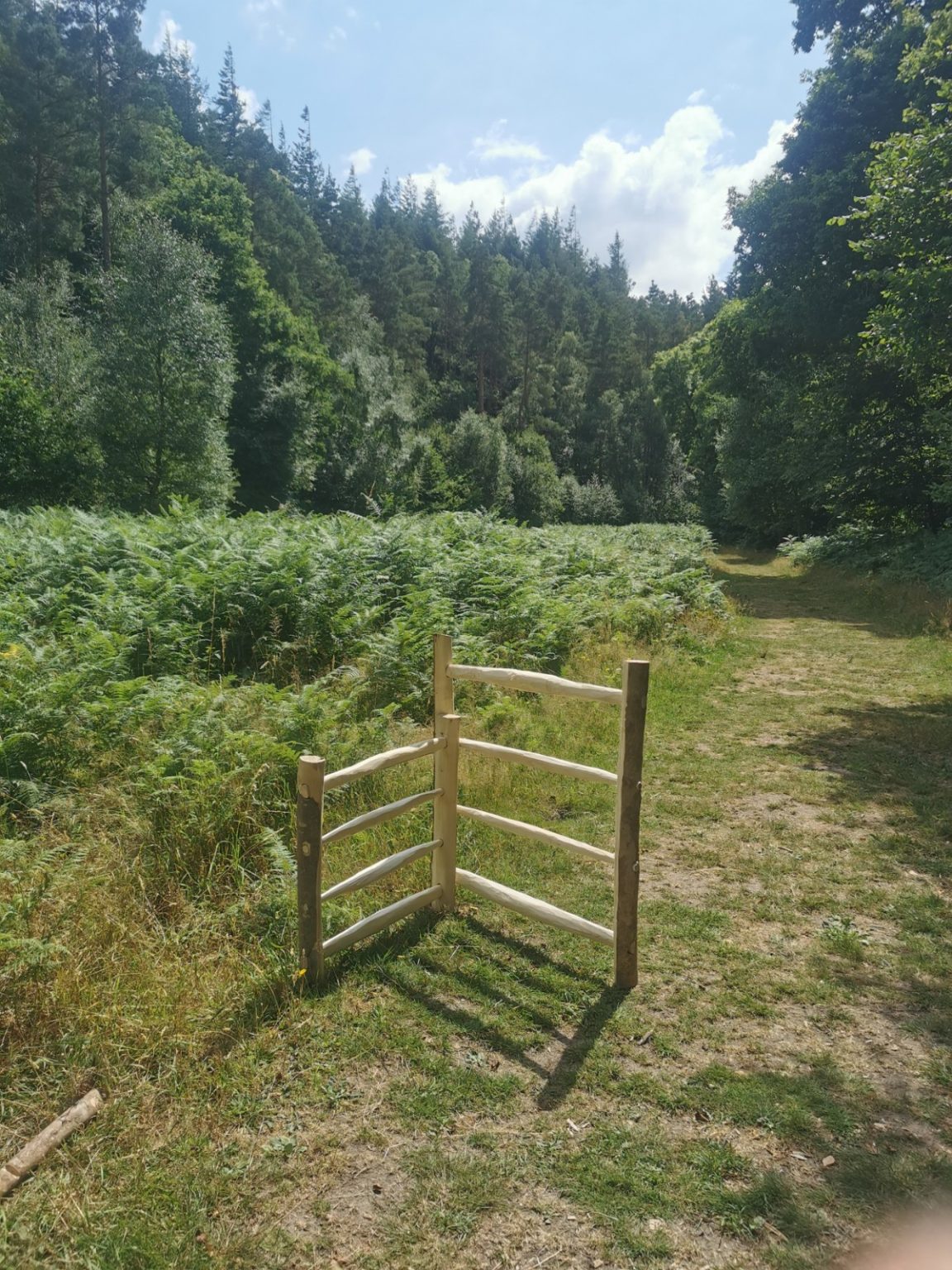 Cleft hurdle gate making - Little Acorn Furniture